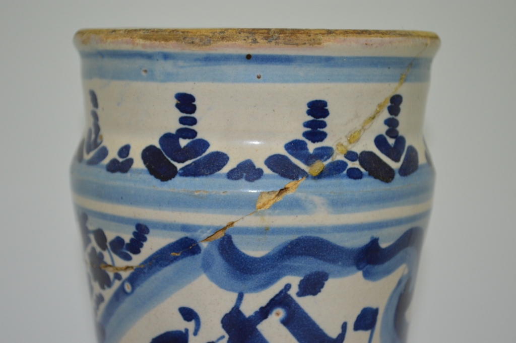 ALBARELLO en faïence XVIIIe siècle - Antiquités et meubles anciens ...