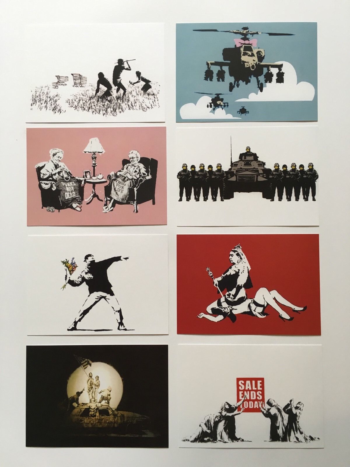BANKSY (Ang, 1974) - 8 offset cards - Street Art - Plazzart