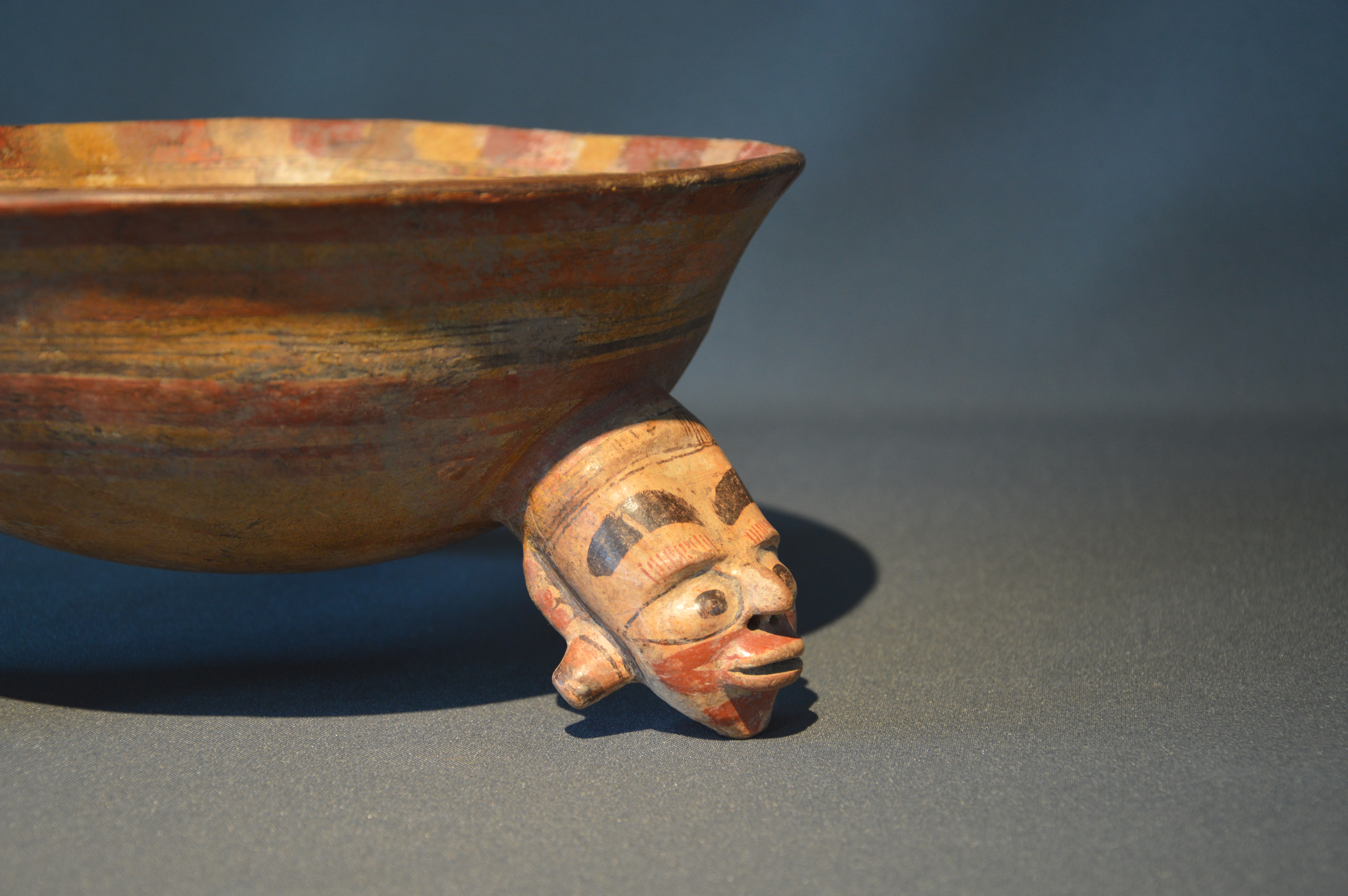 Costa Rica, Important Polychrome Tripod Cup, Guanacaste culture, 800 ...
