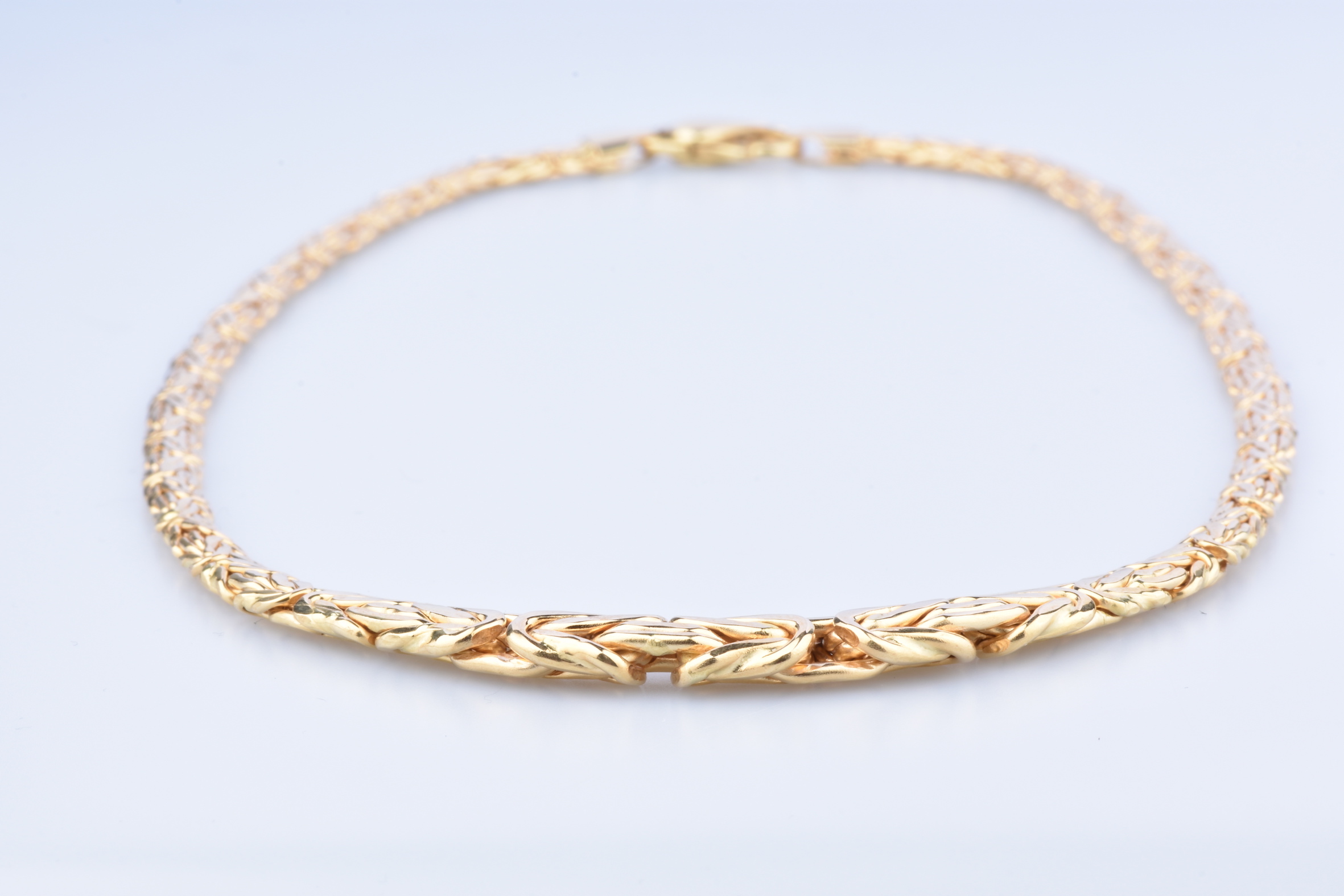 Beau collier en or jaune 18 carats maille royale - Jewellery & Watches ...