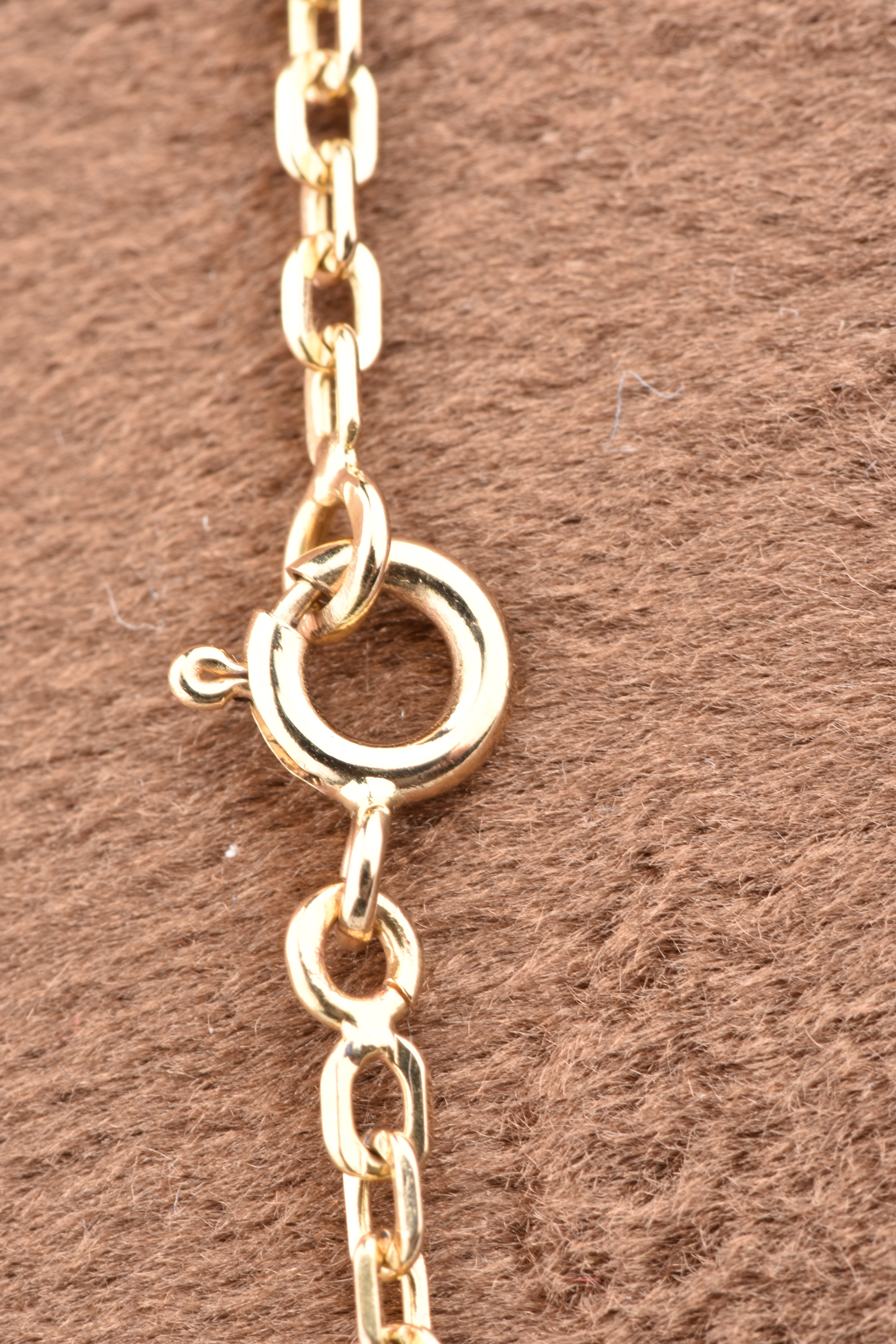 Collier en or jaune 18k, maille forçat - Bijoux et montres - Plazzart