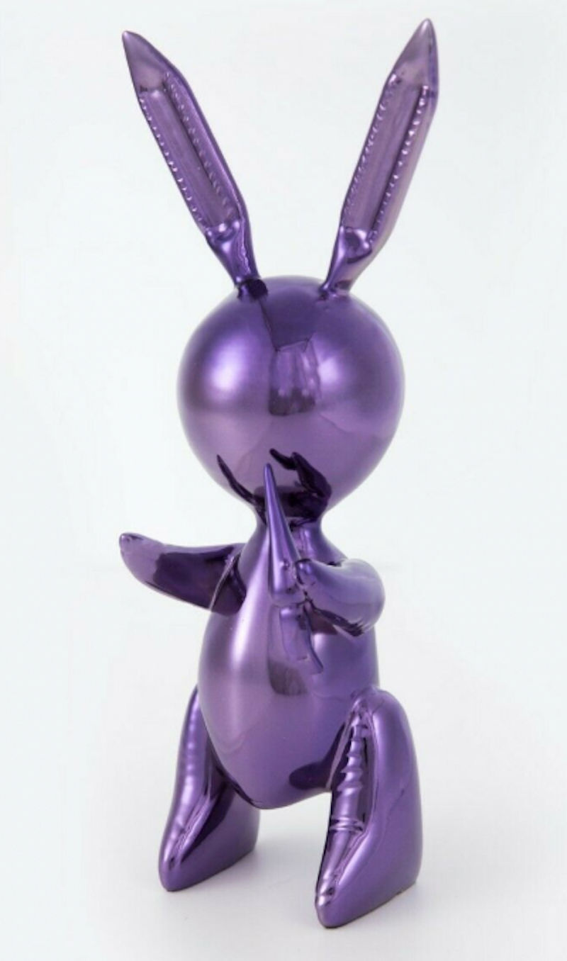 Editions Studio d’après Jeff Koons - Purple Rabbit - Sculpture | Barnebys