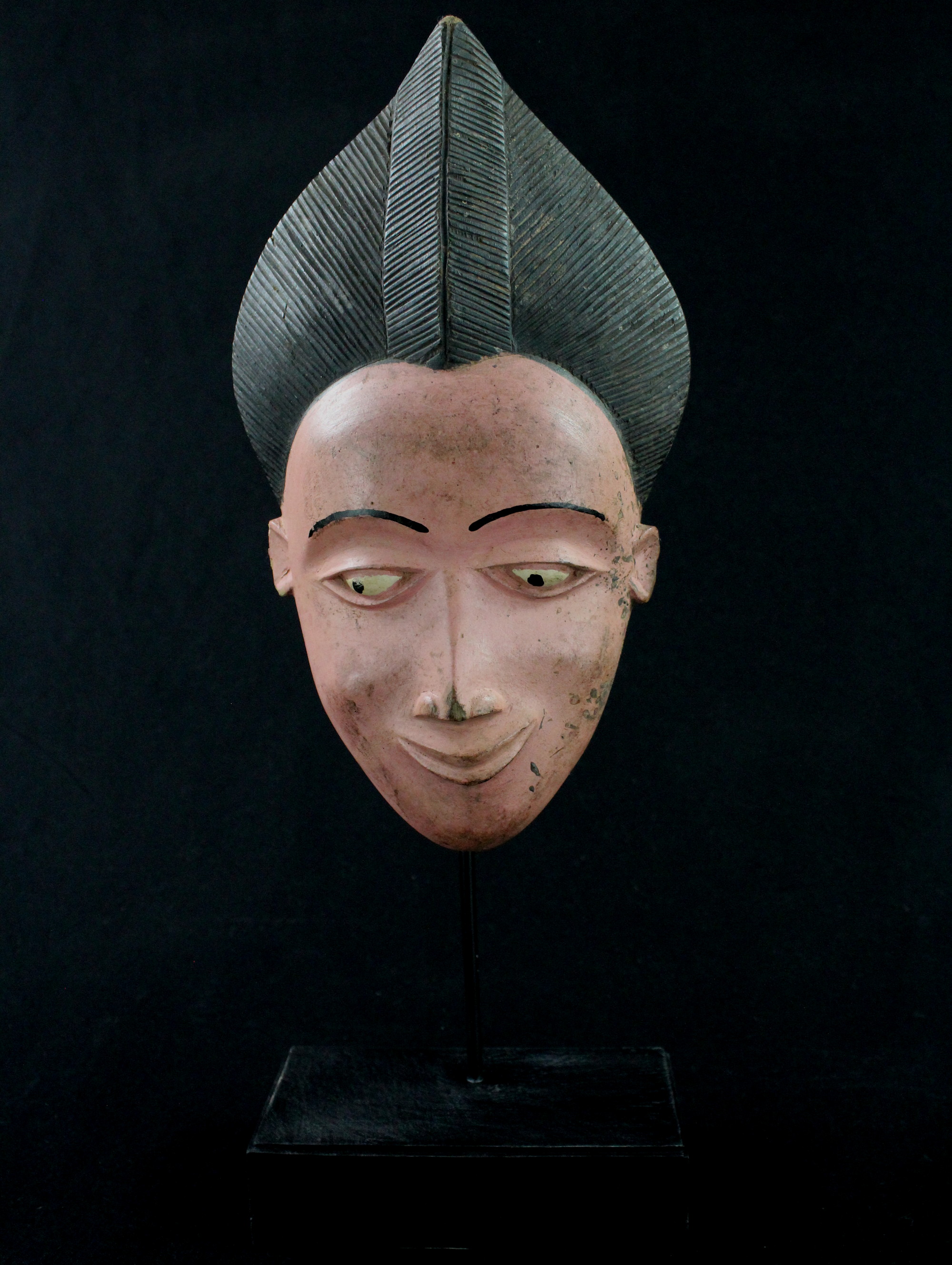 Côte d'Ivoire, Culture Baoulé, Masque de Protection Familiale sur Socle ...