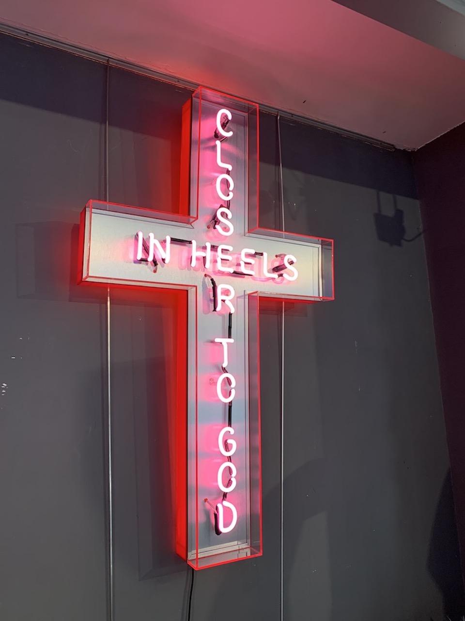 Max WIEDEMANN - Néon Cross, 2015 - Lampe Néon - Art contemporain - Plazzart